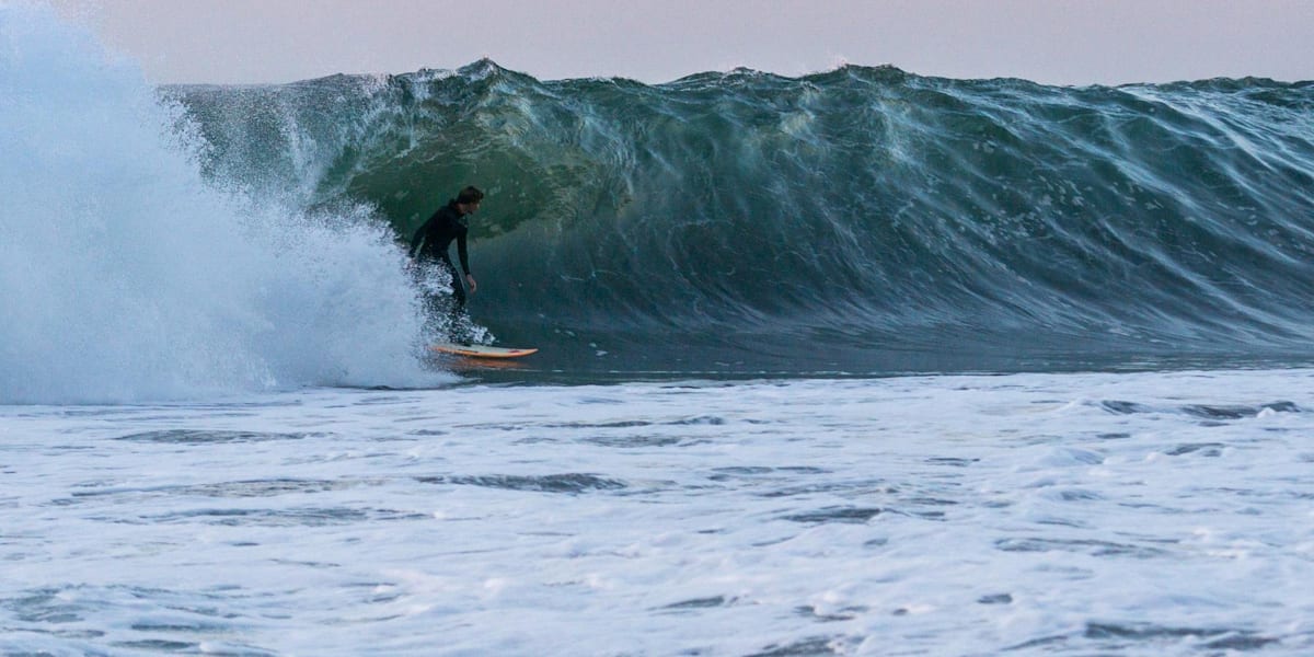 Surfing in Chile: Brand new photo gallery | Red Bull