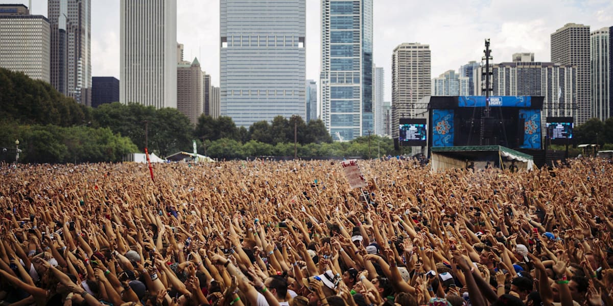 Lineup info for Chicago festival Lollapalooza 2016