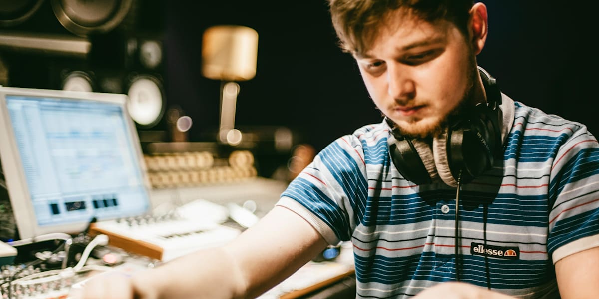 Connor Pearson: D.R.A.M.'s New 'Free Fall' Collaborator