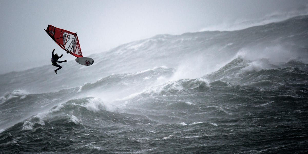 Red Bull Storm Chase 2016: The best windsurfing GIFs
