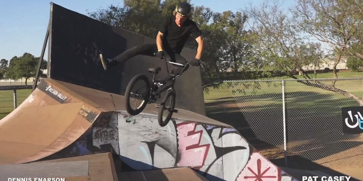 Game of Bike Dennis Enarson i Pat Casey - BMX-owa walka
