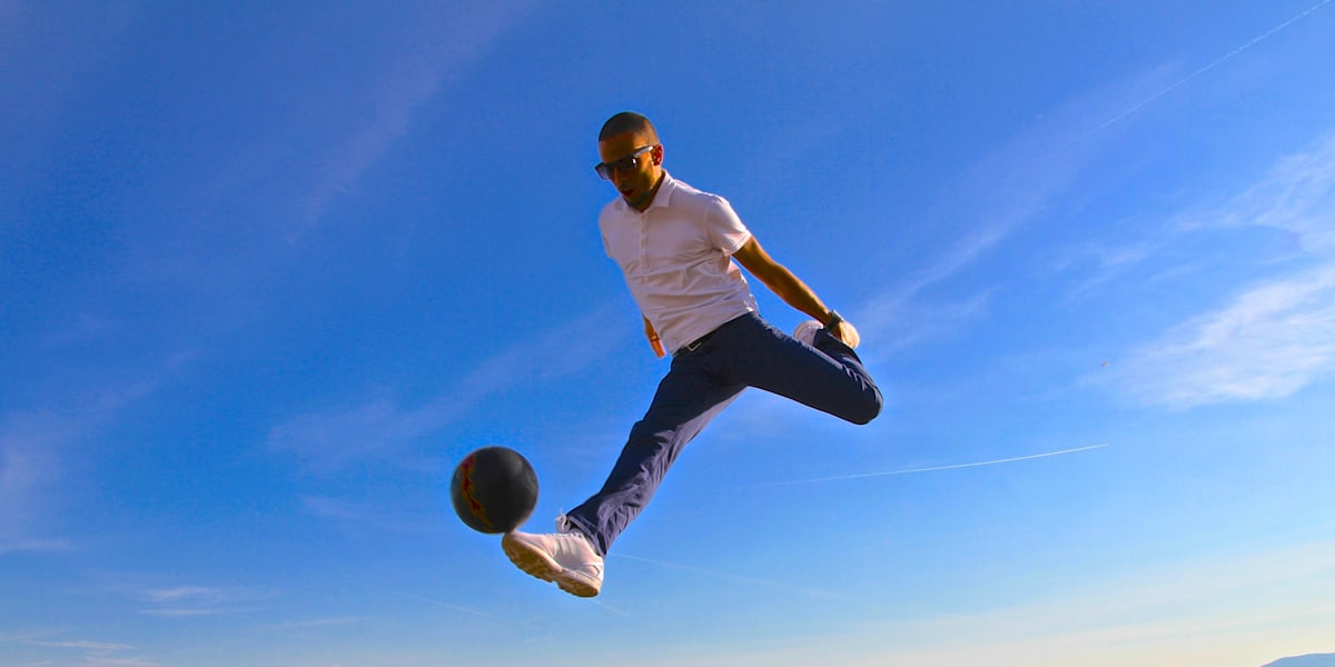 Fussball-Street-Style-Trick-Tutorial