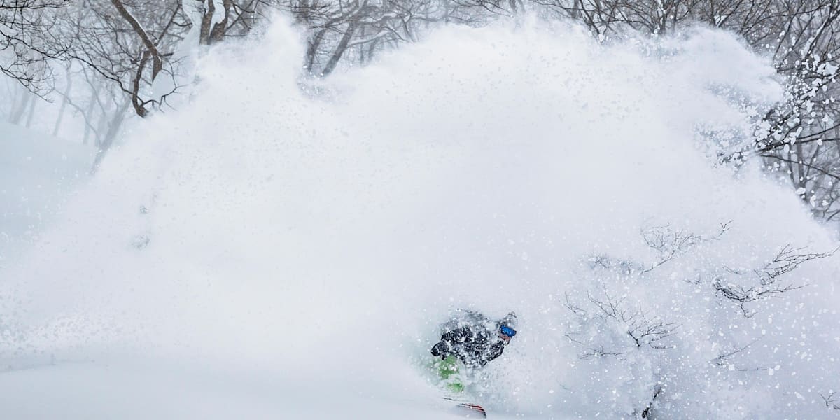 Travis Rice Snowboards Japan Powder | Red Bull Snow