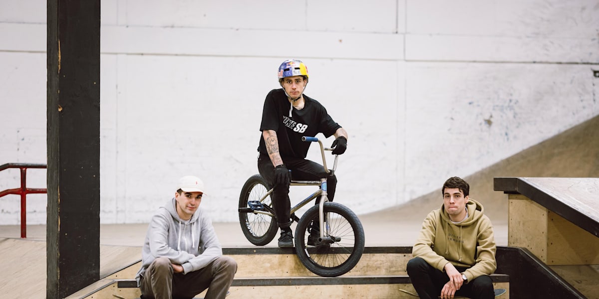 Kriss Kyle makes music *video*: Sounds of Unit 23