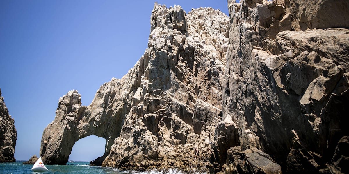 Cliff Diving teaser jump @ Los Cabos
