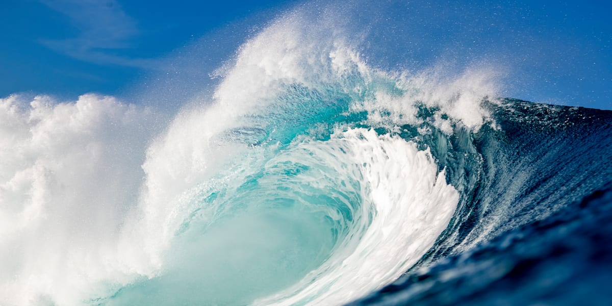 Best 8 Beginner Surf Spots In The US | Red Bull