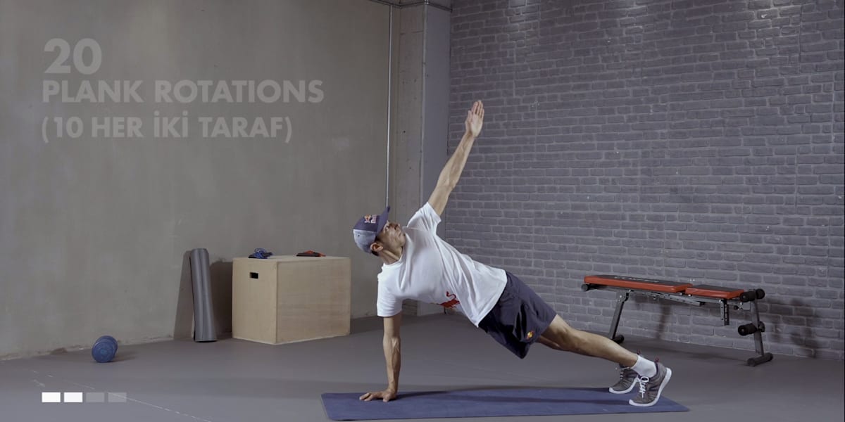 Toprak Razgatlıoğlu - Banded Zombie Walk, Plank Rotations, Leg Weighted