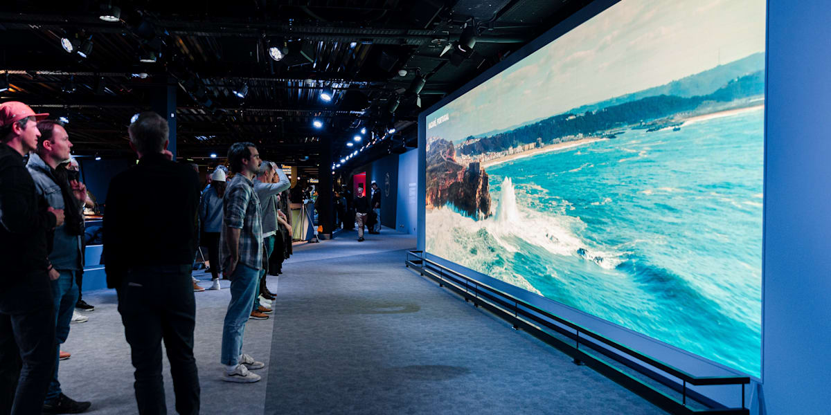 Water - breaking the surface