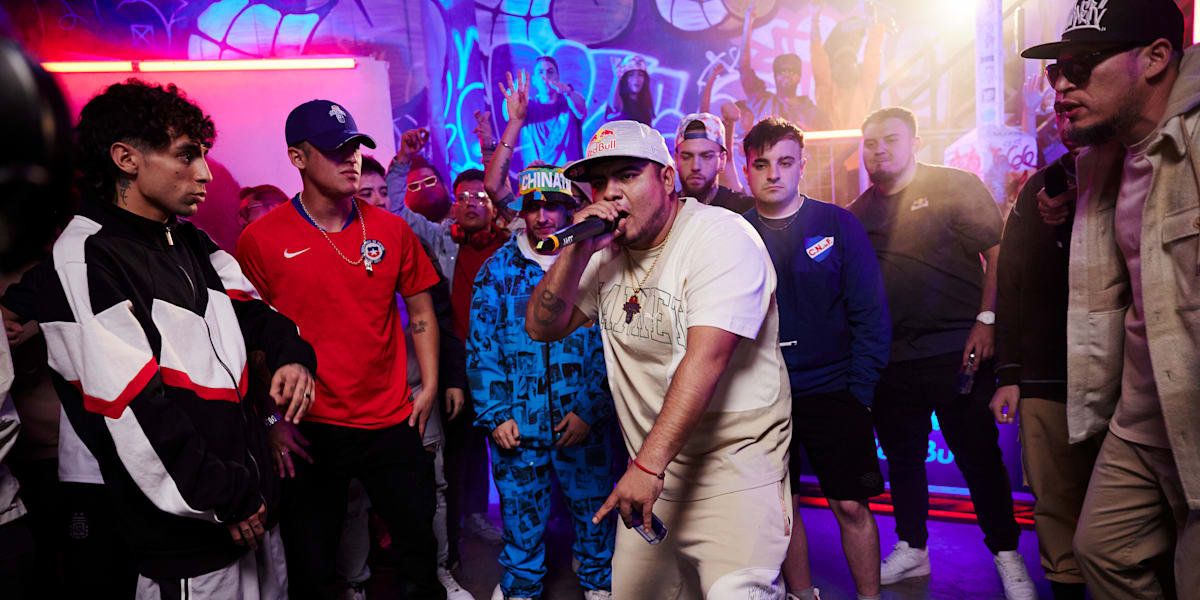 Ya puedes escuchar el último álbum de Aczino: 'El G.O.A.T.'