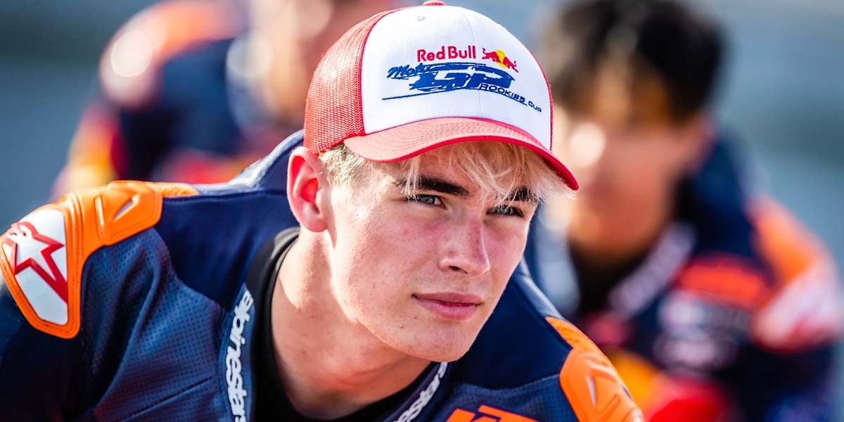 Blog | Cormac Buchanan winding it up to the max