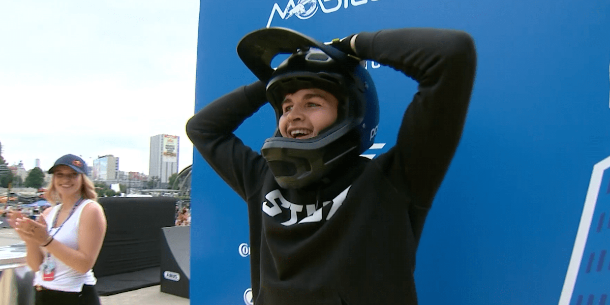 Jake Atkinson - kwalifikacje Red Bull Roof Ride video