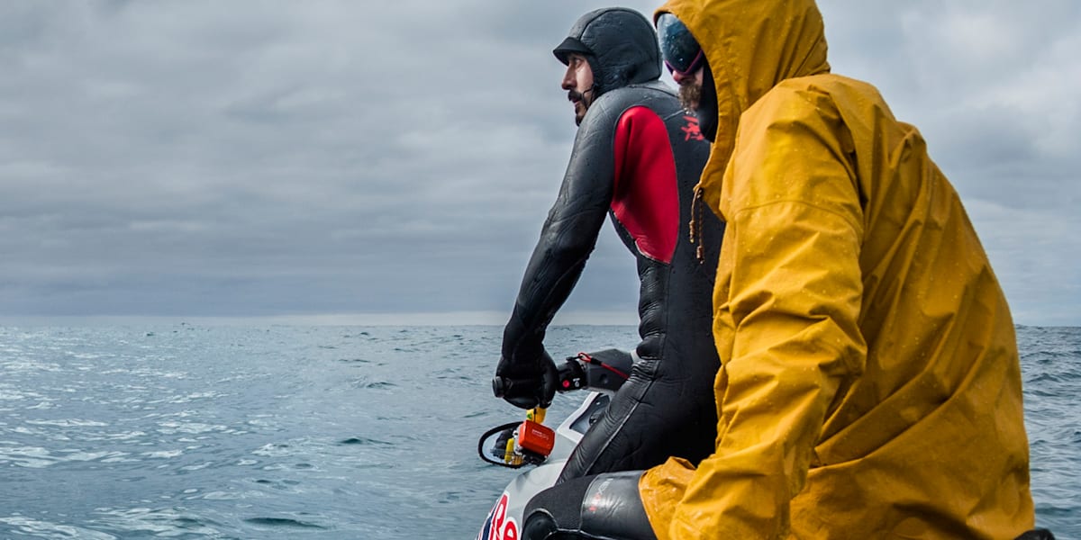 Surfing Antarctica: Ramón Navarro surf film – video