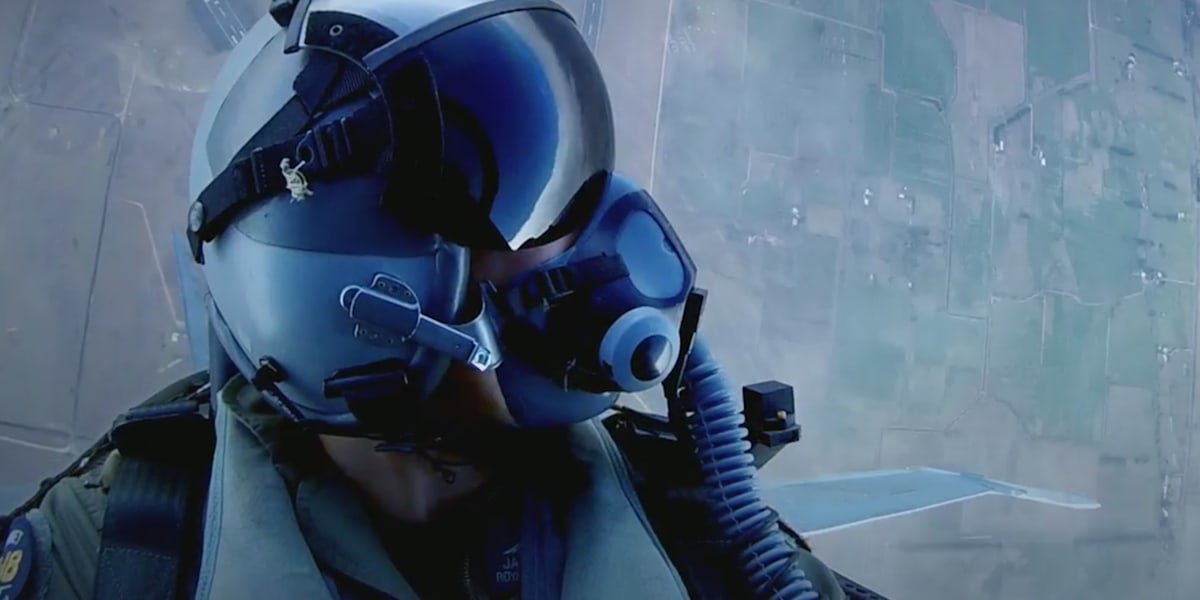 Red Bull Racing: F1 car vs a fighter plane – video