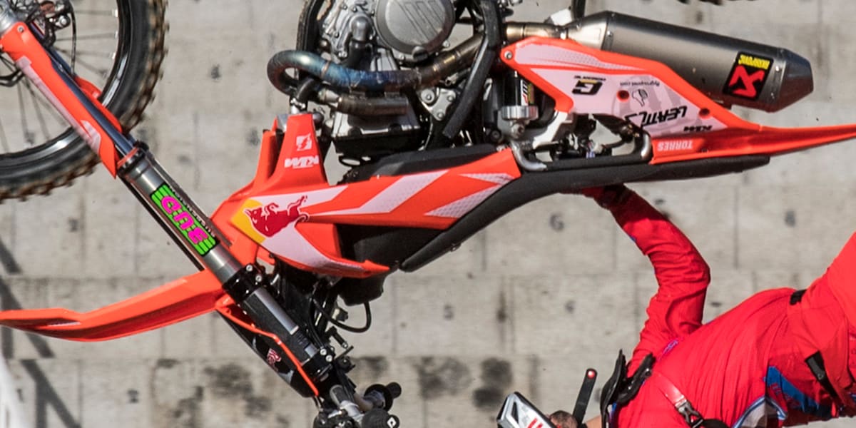 Red Bull Signature Series S2017 E3: Red Bull X-Fighters