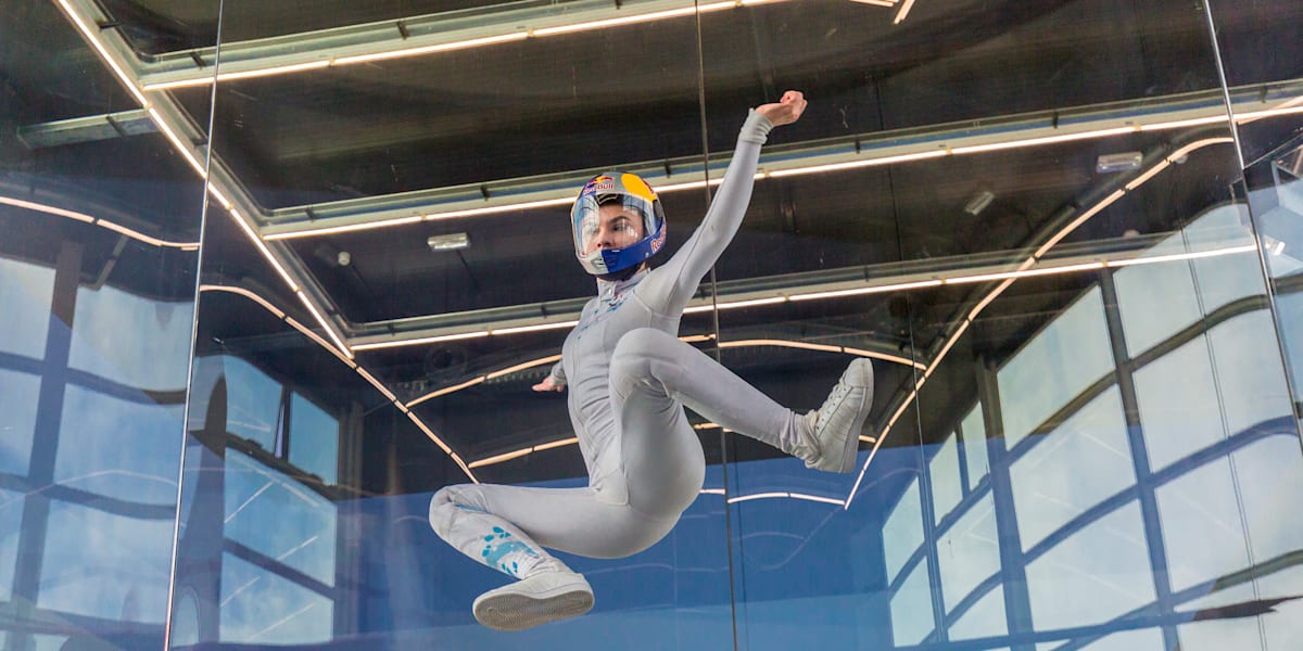 Maja Kuczyńska Takes Flight