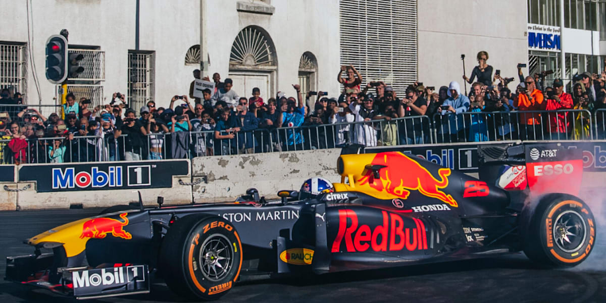 Red Bull Racing F1 show run Cape Town: highlights video