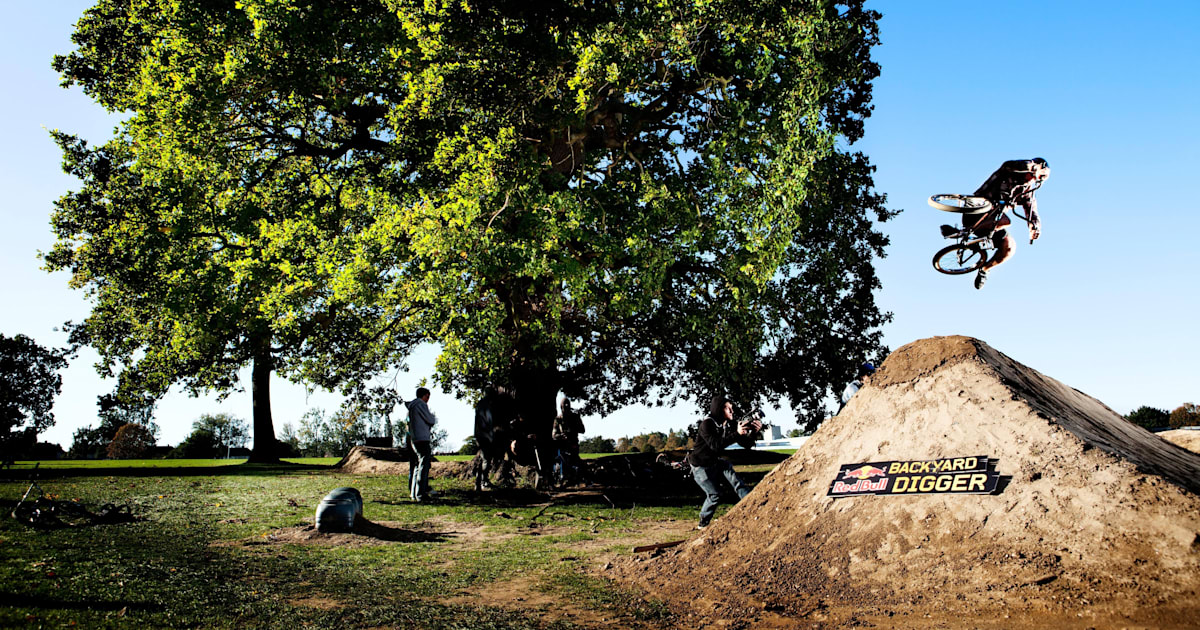 Backyard Digger 2010