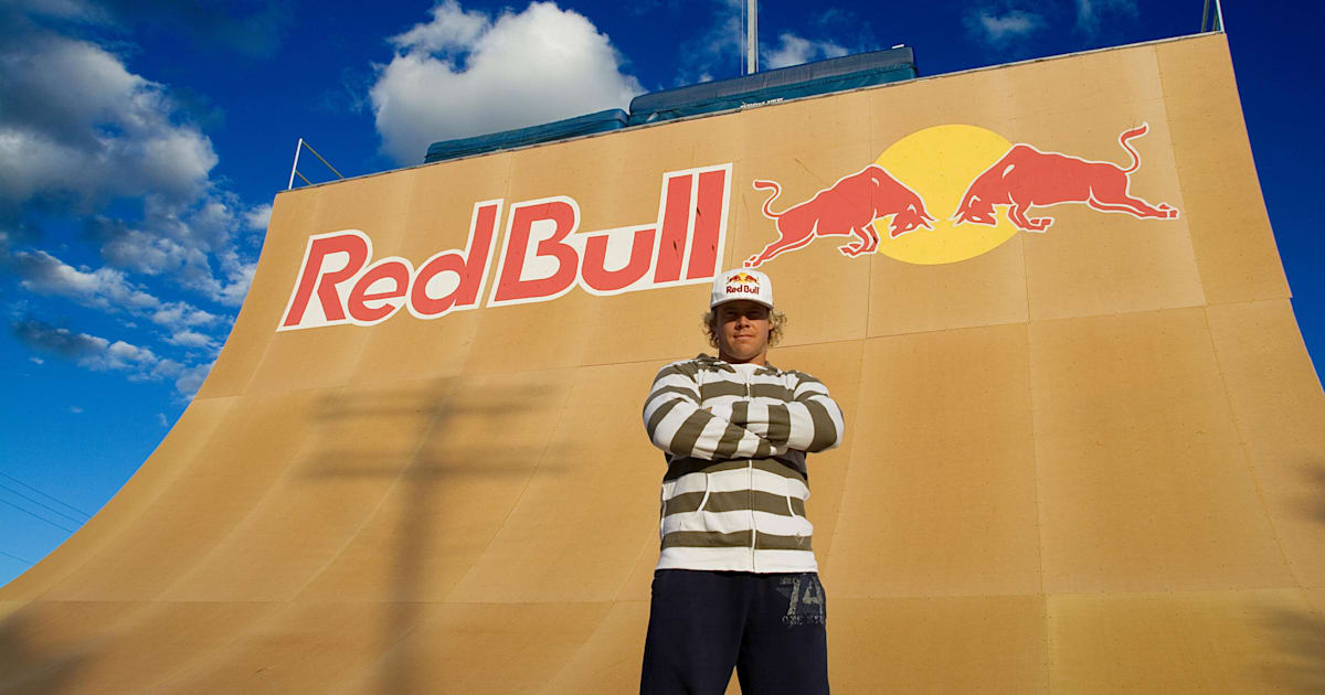 Kevin Robinson breaks BMX high air world record