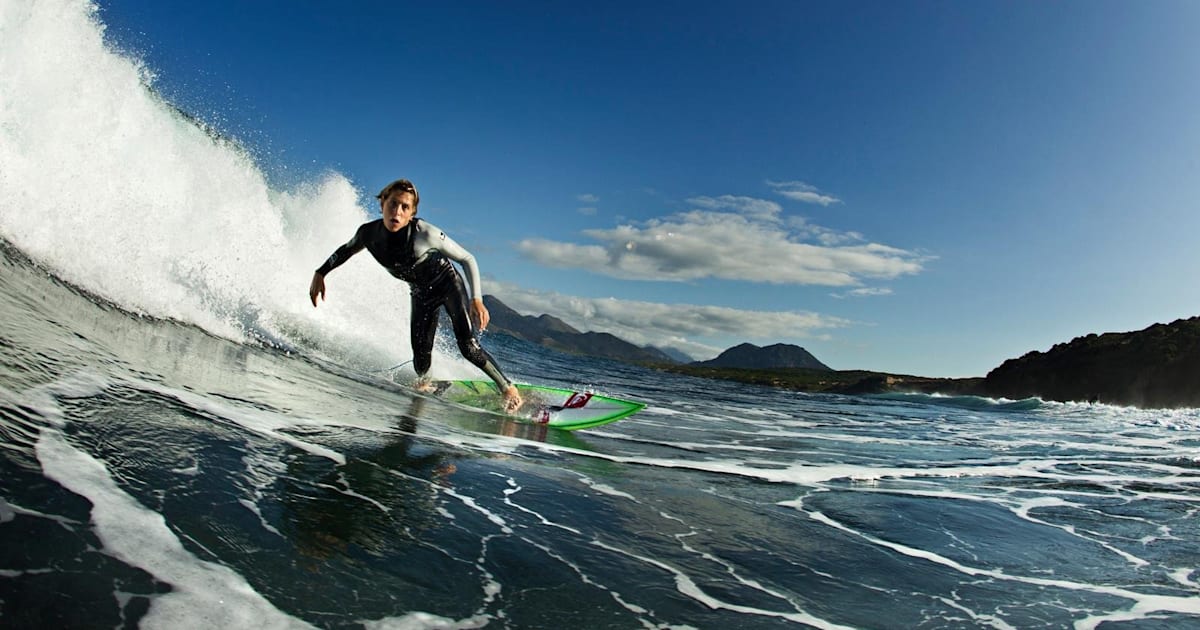 Surfing At Night: How To Up Your Authenticity Meter