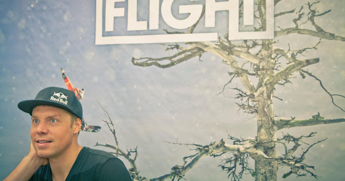 Art of Flight: World premiere