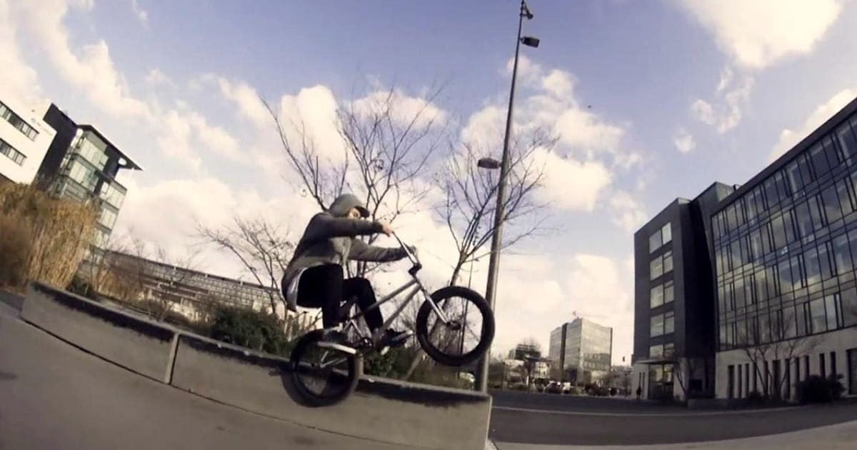 Anthony Perrin joins Vans French Pro Team