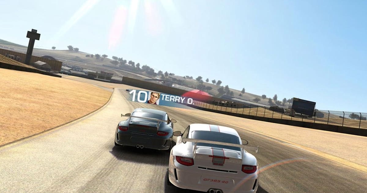 Arcade To iPhone: The History Of Gaming Ghost Cars