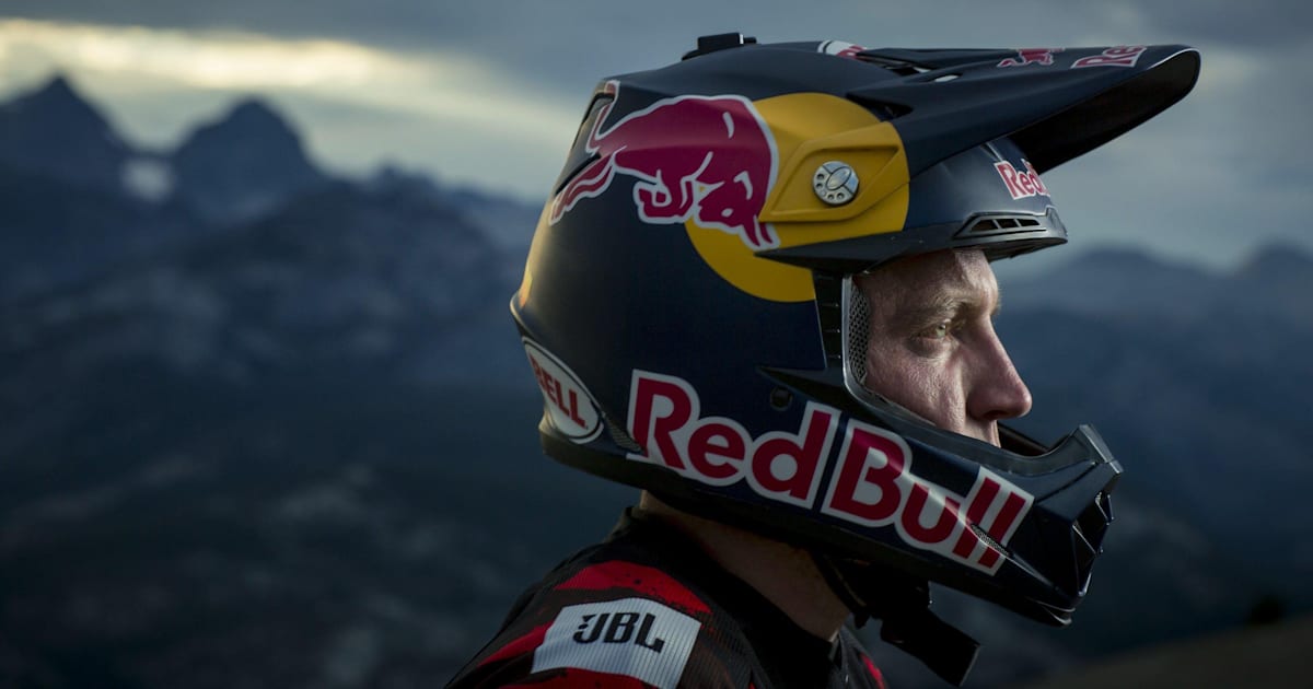 Aaron Gwin is moving forward into race season.