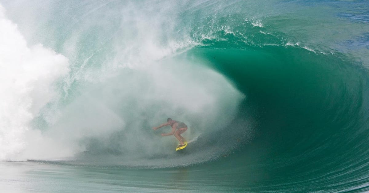 Surf Big Wave: Nazaré, Jaws, Pipeline, Teahupoo