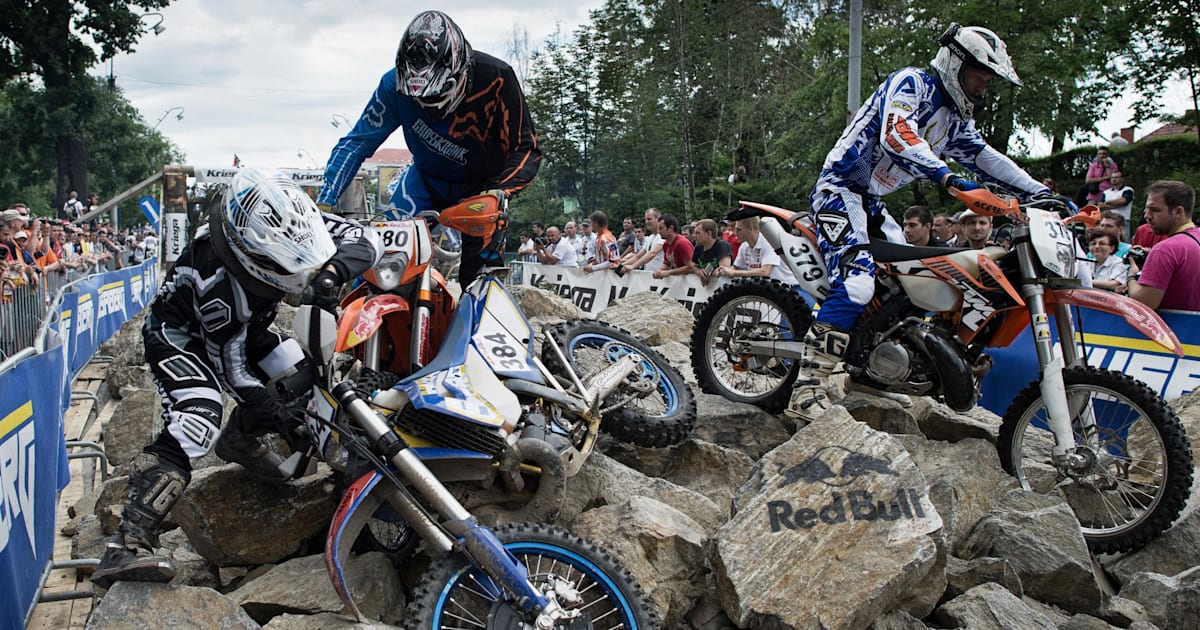 Video: The best crashes from Red Bull Romaniacs