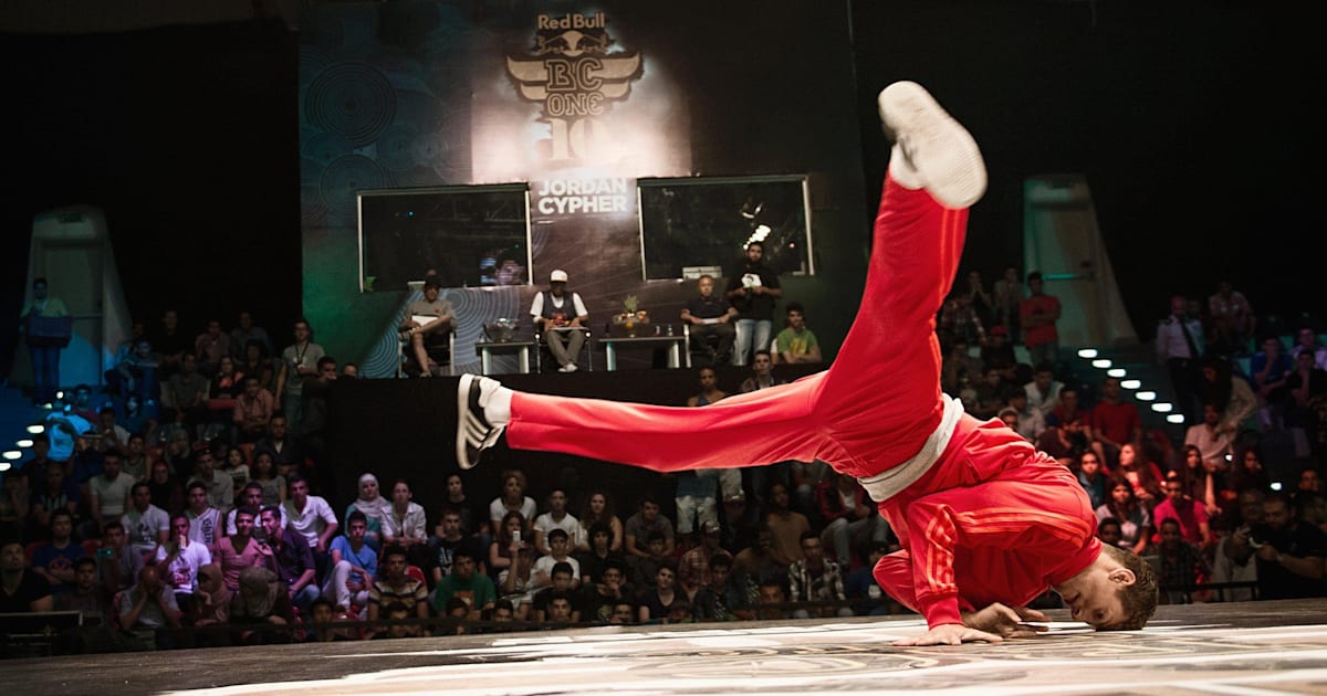 the-evolution-of-power-moves