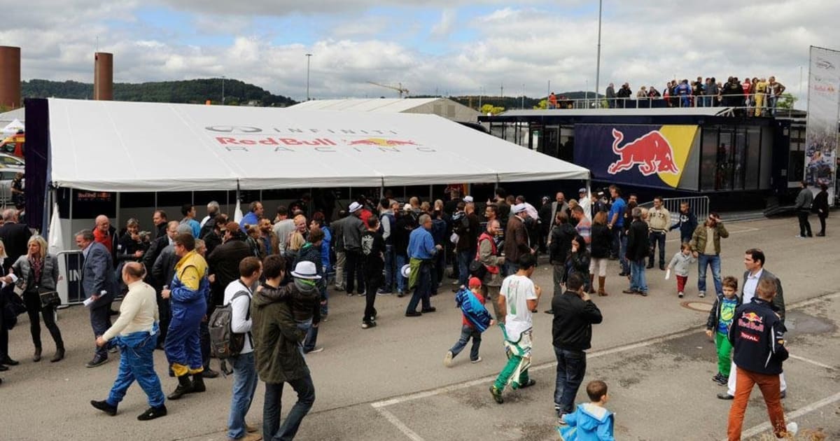 Exclusieve beelden van F1 Roadshow met Coulthard