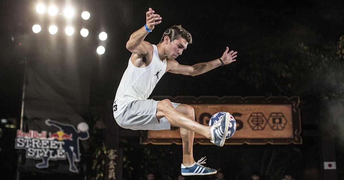 Red Bull Street Style: Flicks and tricks in Tokyo