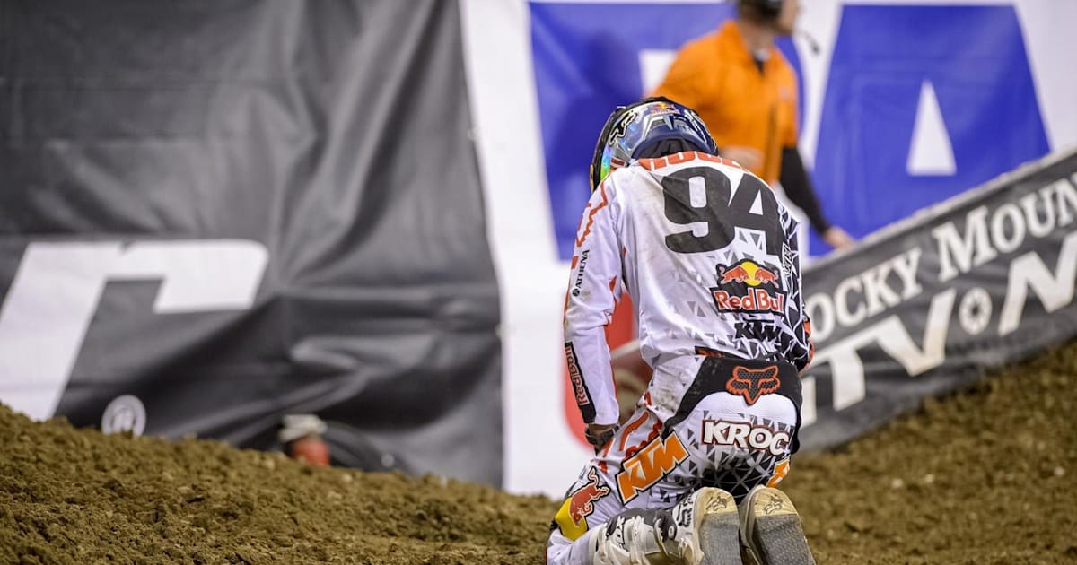 Ken Roczen's Tough Night at the Indy Supercross
