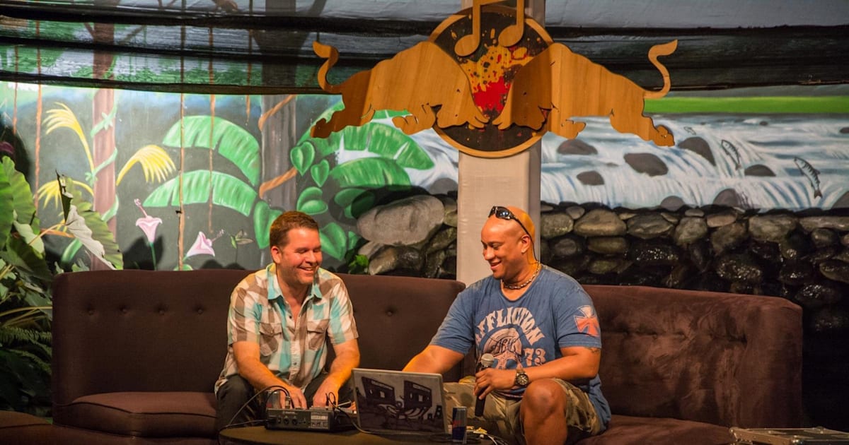 Jeremy Harding tells