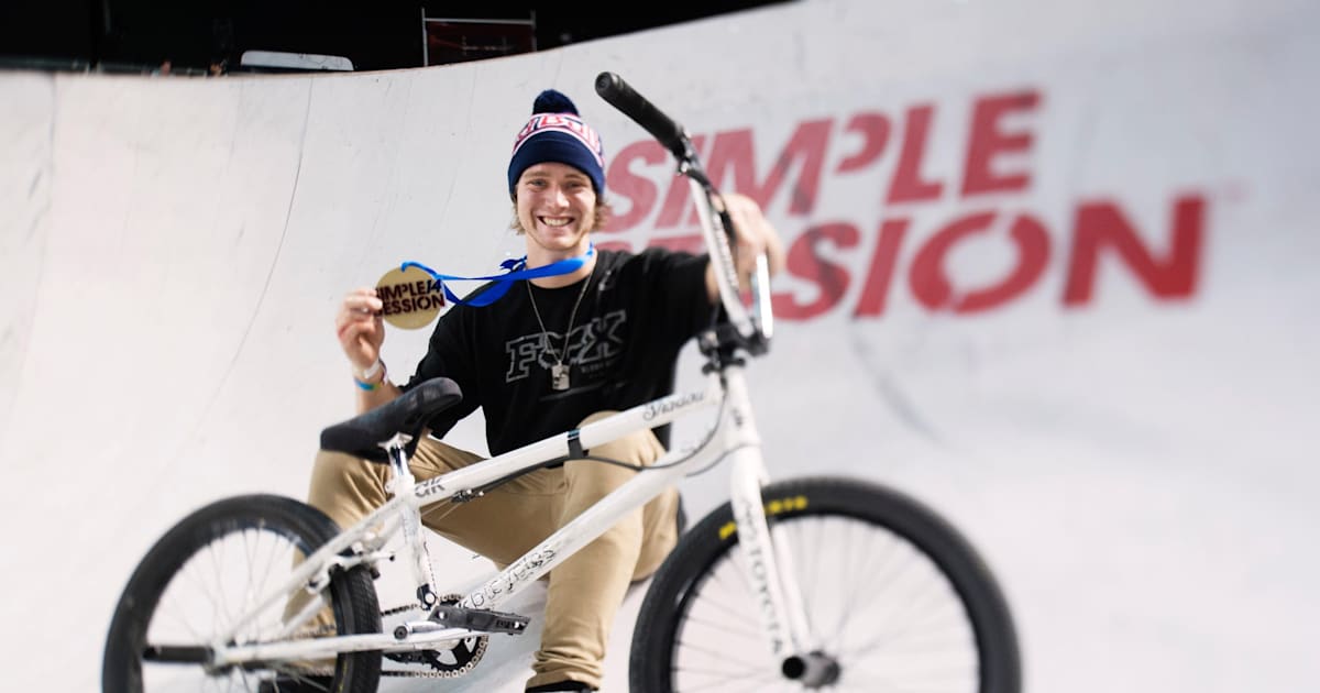 Drew Bezanson – BMX Park