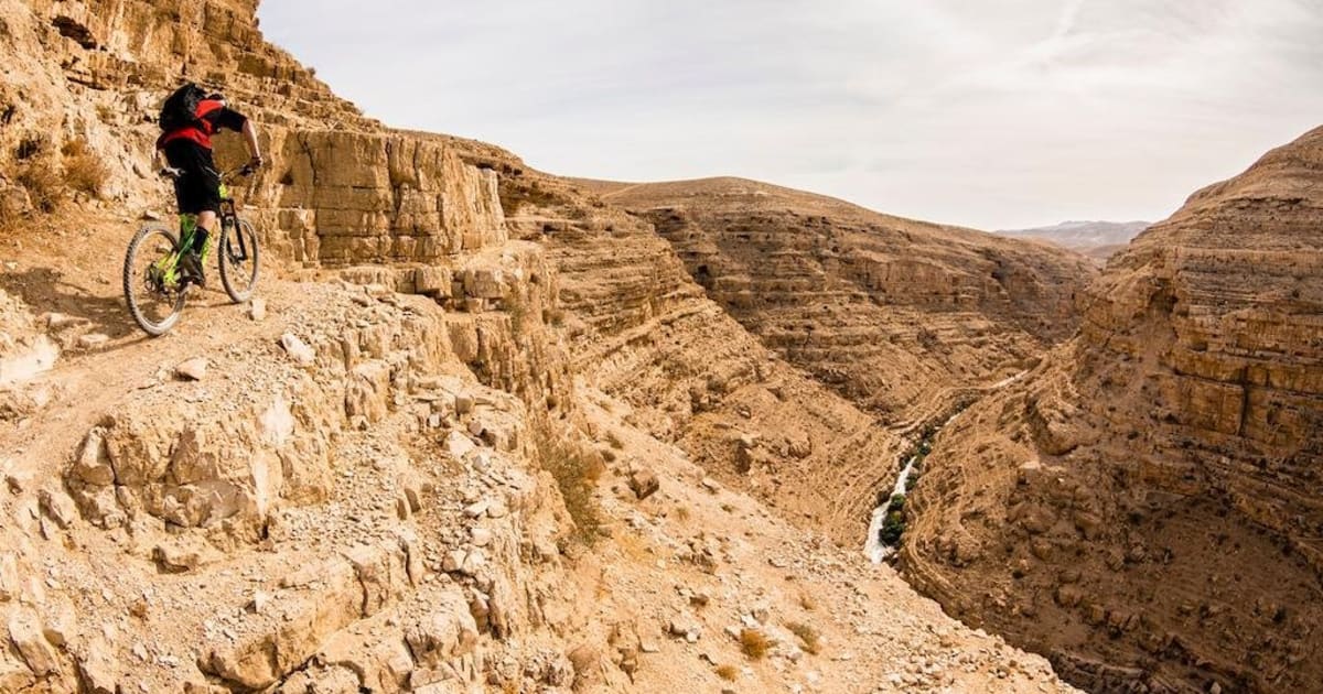 Recorriendo el desierto de Israel