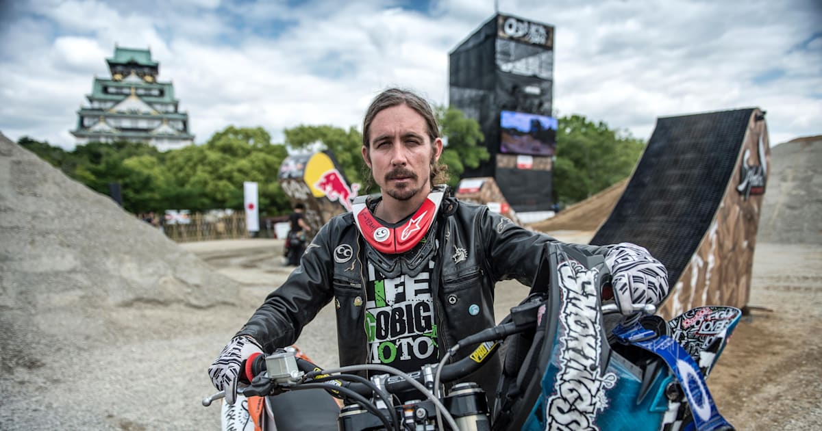 Drake McElroy tries out huge X-Fighters Osaka track