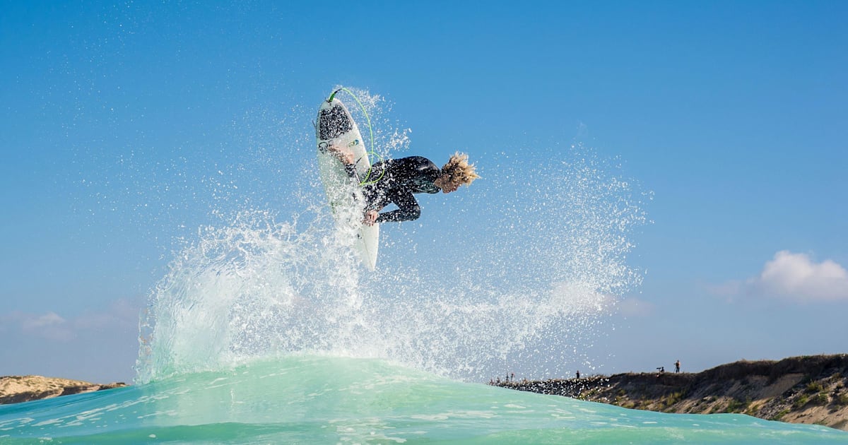Espectacular backflip de John John Florence