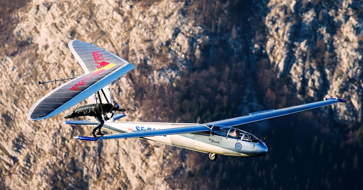 Quand un delta-plane atterrit sur une aile d'avion