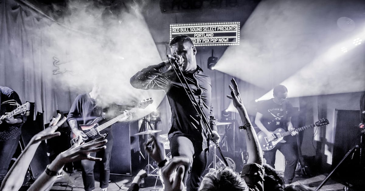 Photos: Deafheaven, Lesbian, Usnea Live in Portland