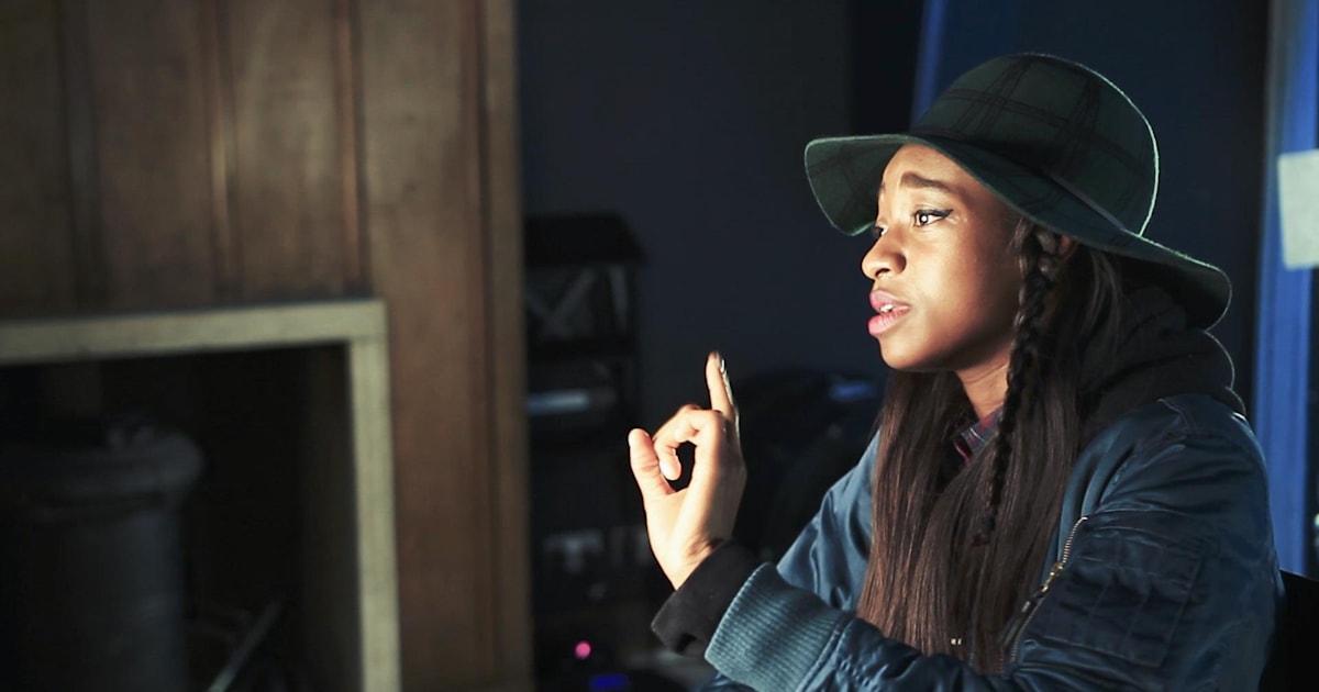 Little Simz em versão exclusiva