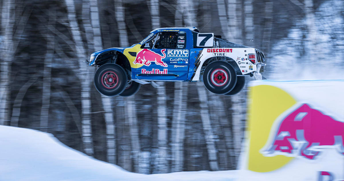 Looking Back Red Bull Frozen Rush 2015 Menzies Johnson