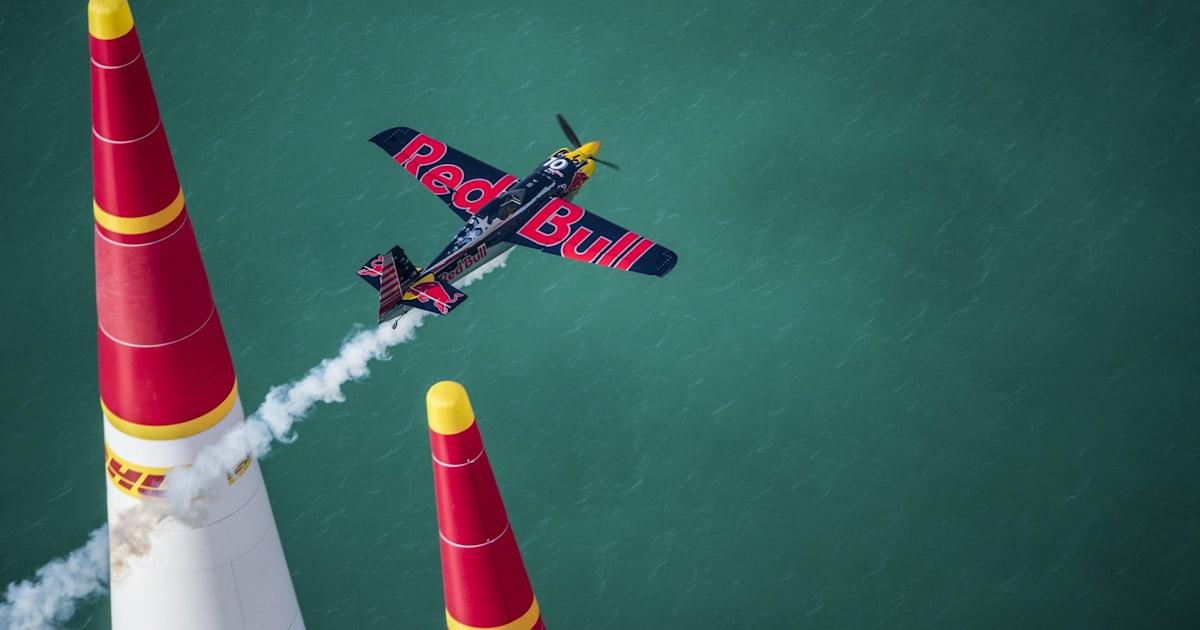 THIS WEEK-END: Red Bull Air in Race Abu Dhabi!