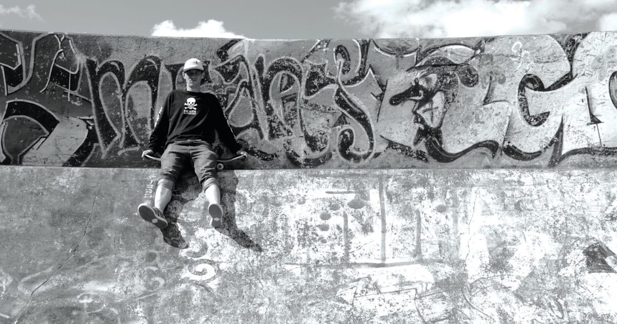 Craig Stewart on home turf at Livingston Skatepark