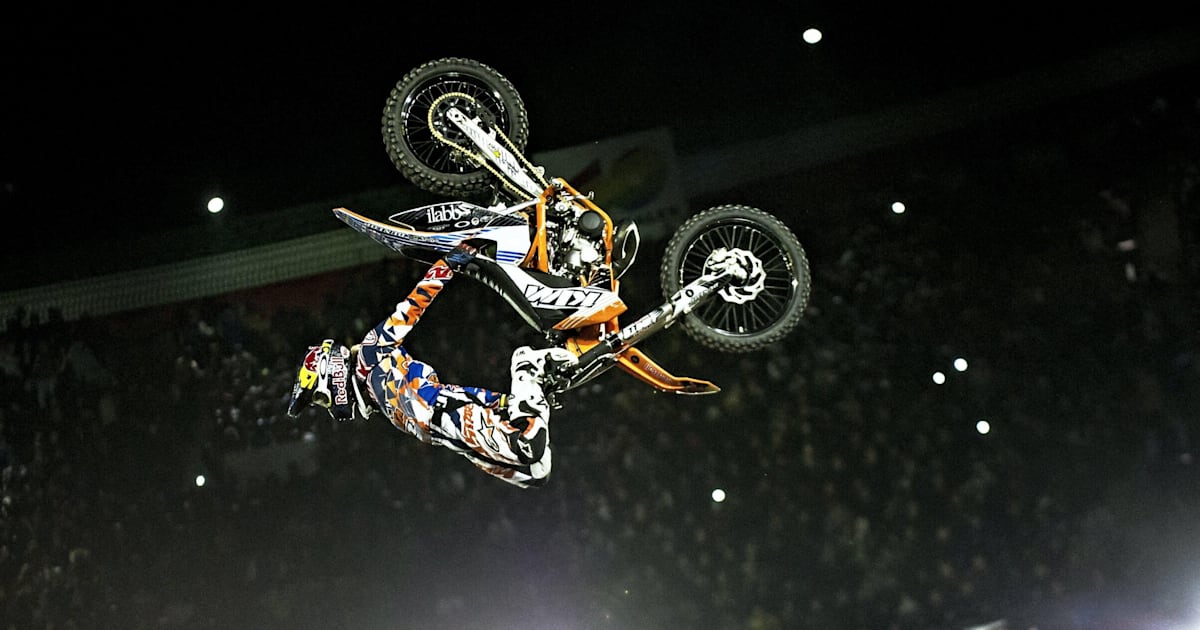 Clinton Moore wins Red Bull X-Fighters 2015 in Mexico