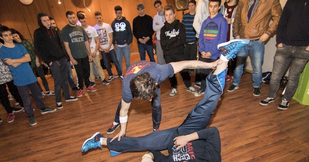Φωτογραφίες από το breaking workshop με τον b-boy Cico