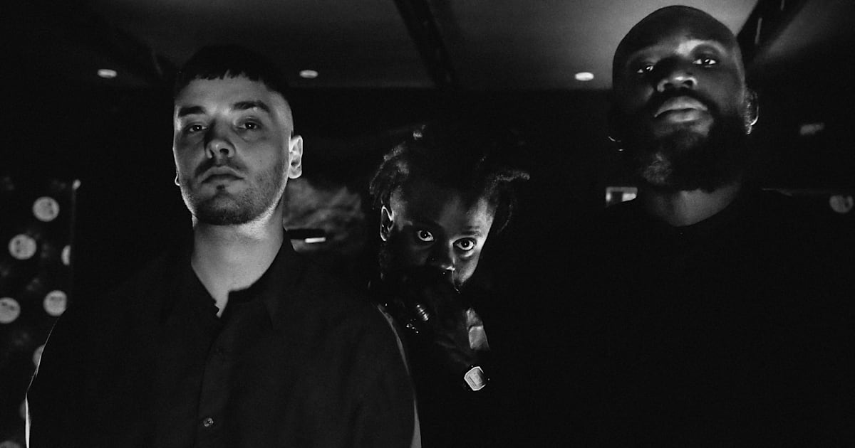 Young Fathers play three tracks from their new album