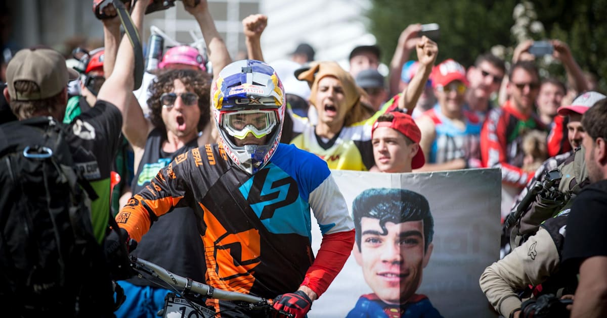 Loic Bruni Mountain Bike Downhill