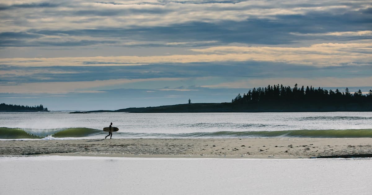 Nick LaVecchia's New England surf photo gallery