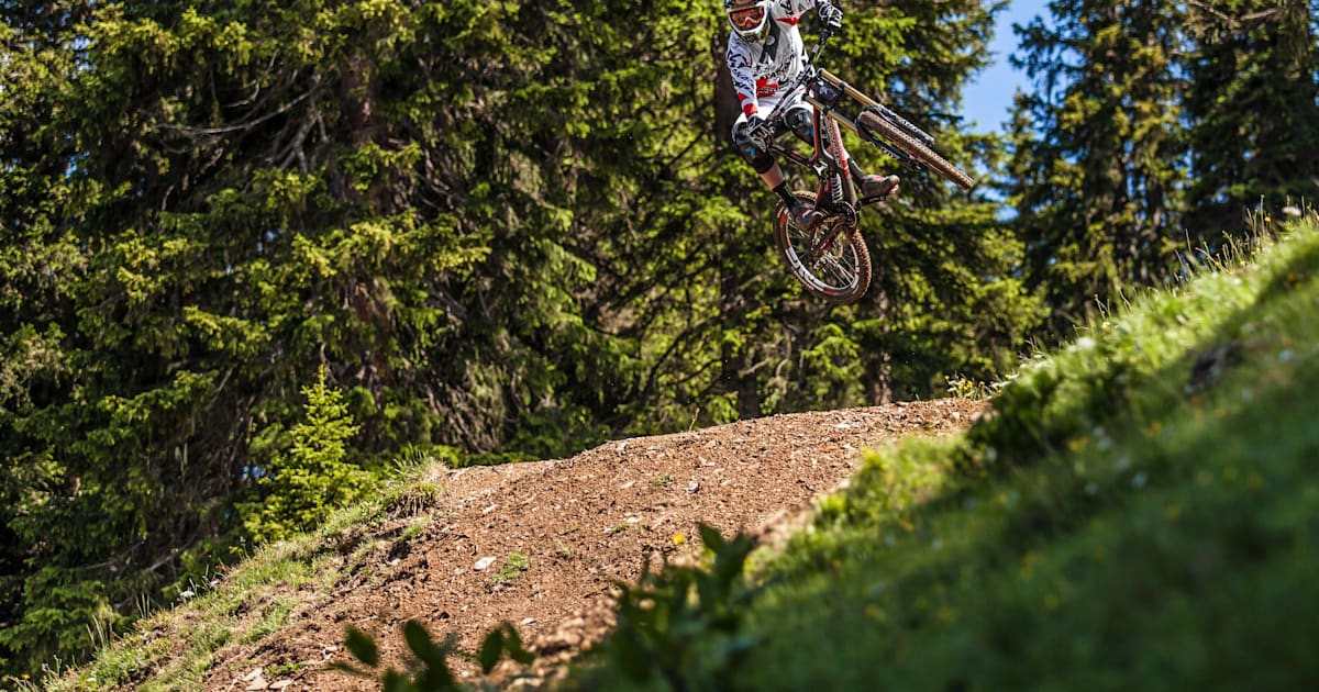 Shaping Switzerland's UCI World Cup Downhill Track